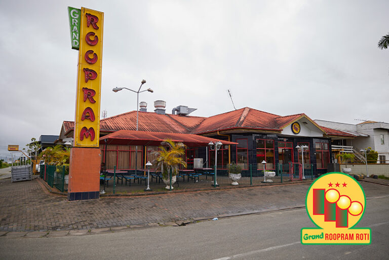 Grand Roopram Roti Restaurant – Roti Van Roop Smaakt Altijd Goed!